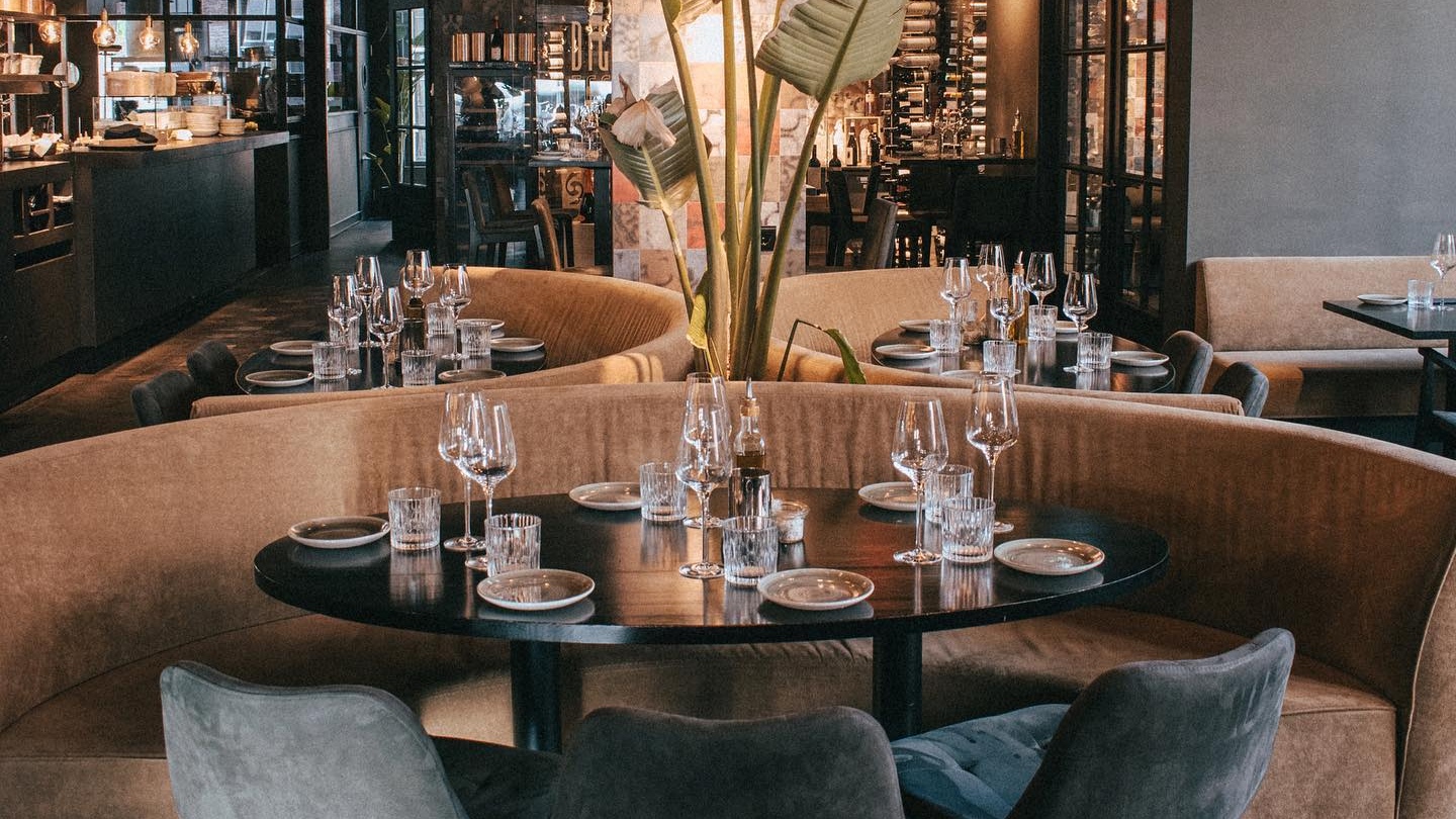 Bij deze 7 restaurants in Haarlem wil je een keer eten - Vogue NL
