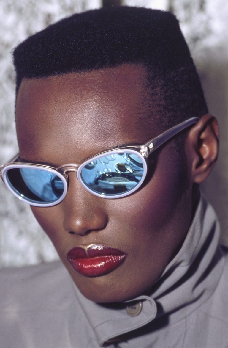 Een waar icoon: de beste beautylooks van Grace Jones - Vogue.nl