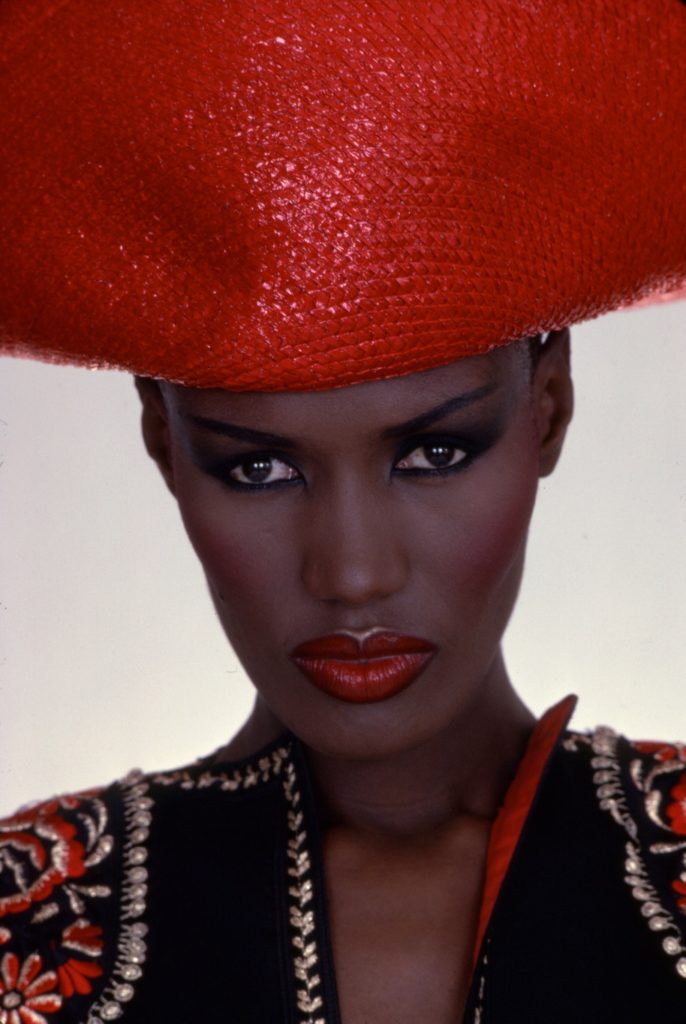 Een waar icoon: de beste beautylooks van Grace Jones - Vogue.nl