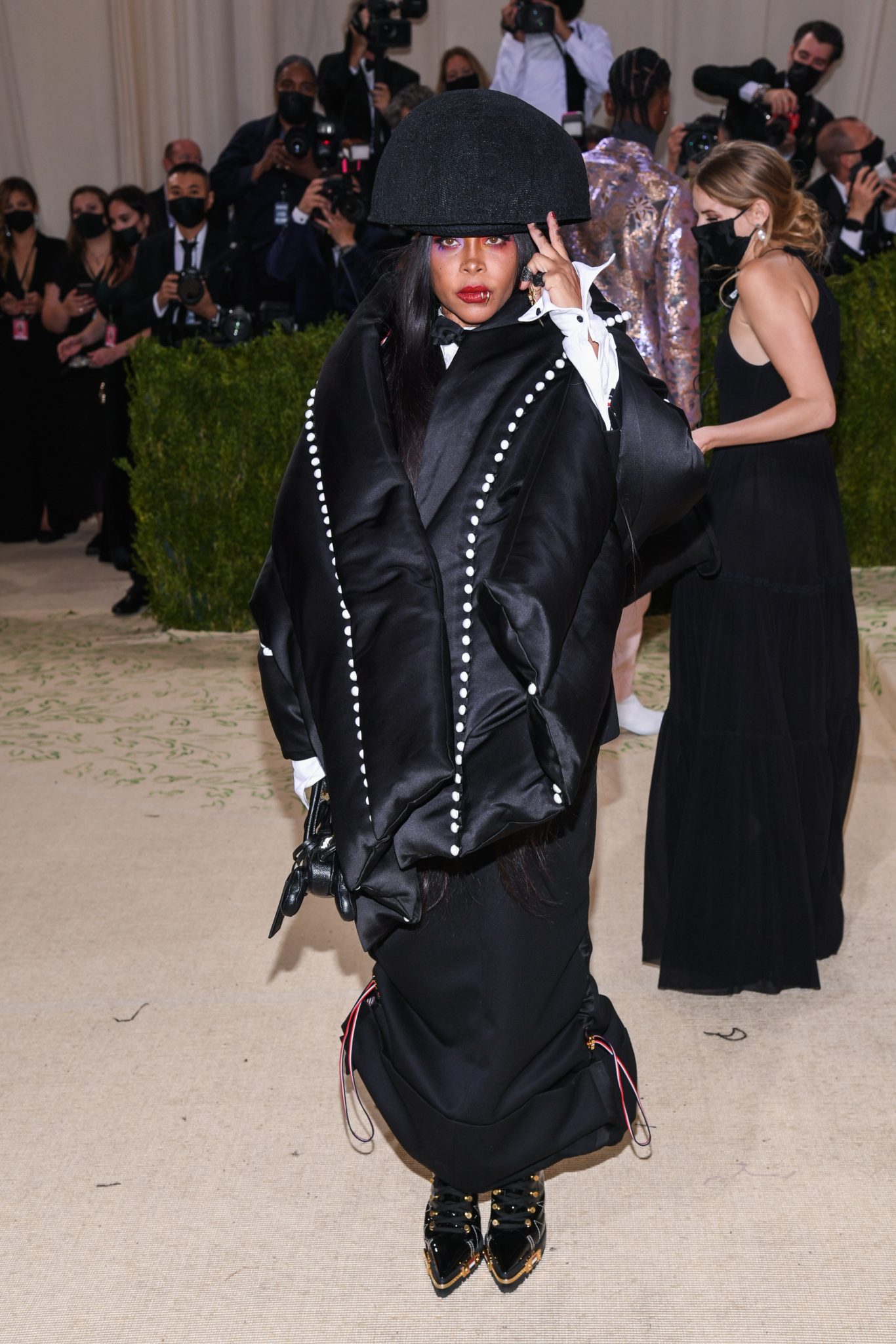 De meest spraakmakende looks van Erykah Badu - Vogue NL