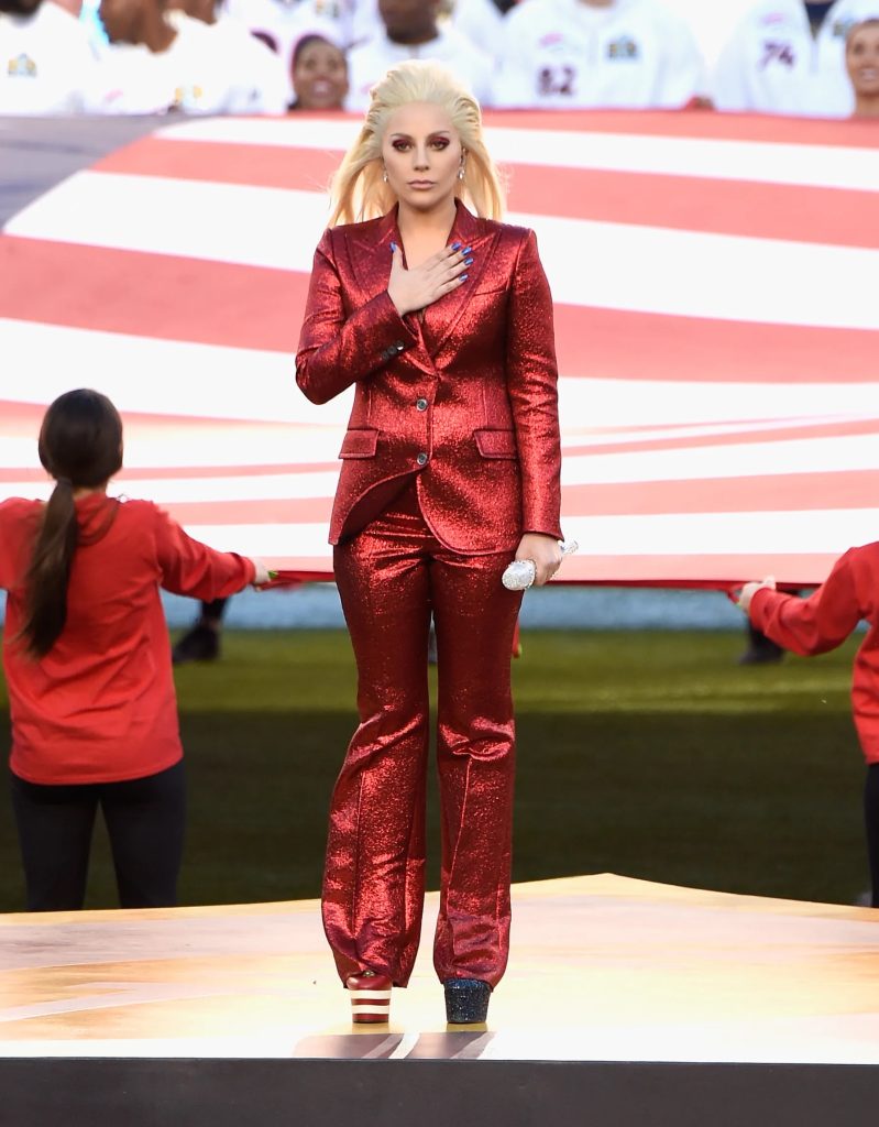 37 outfits van Lady Gaga als dé ultieme fashion shapeshifter