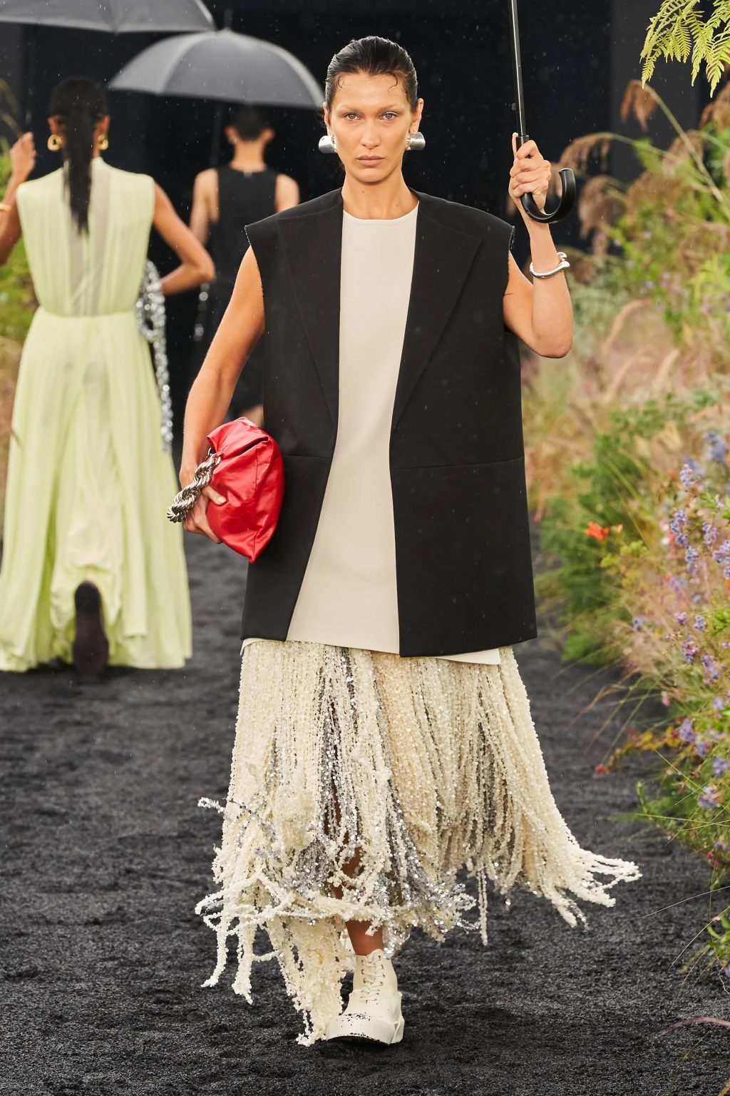 Milan Fashion Week lente/zomer 2023 in 5 highlights - Vogue.nl