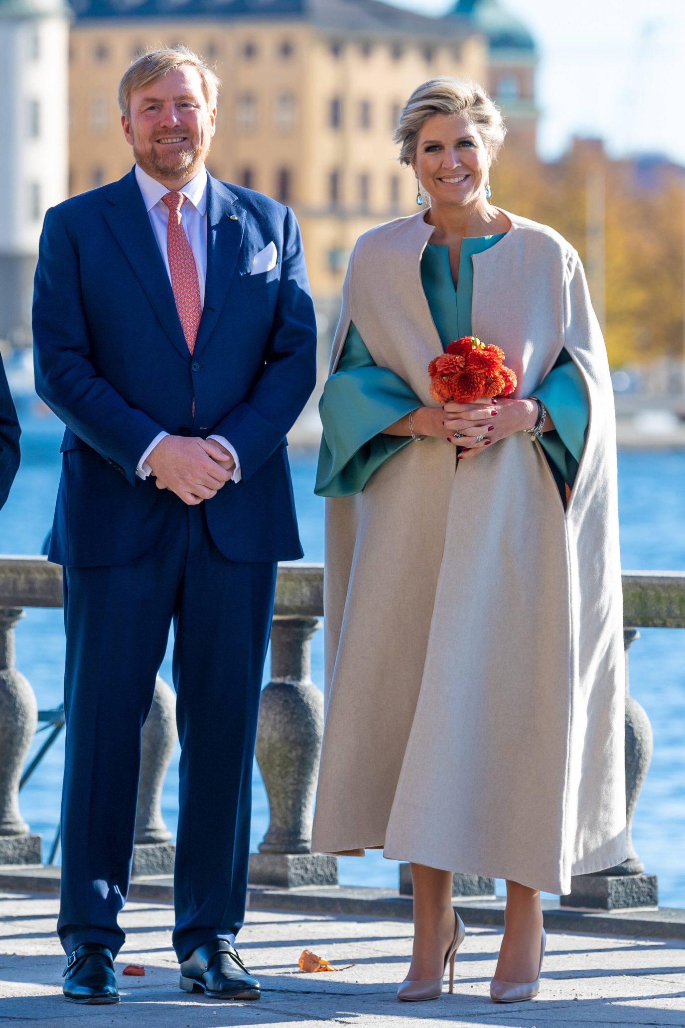 Koningin Máxima draagt Iris van Herpen-jurk opnieuw in Zweden