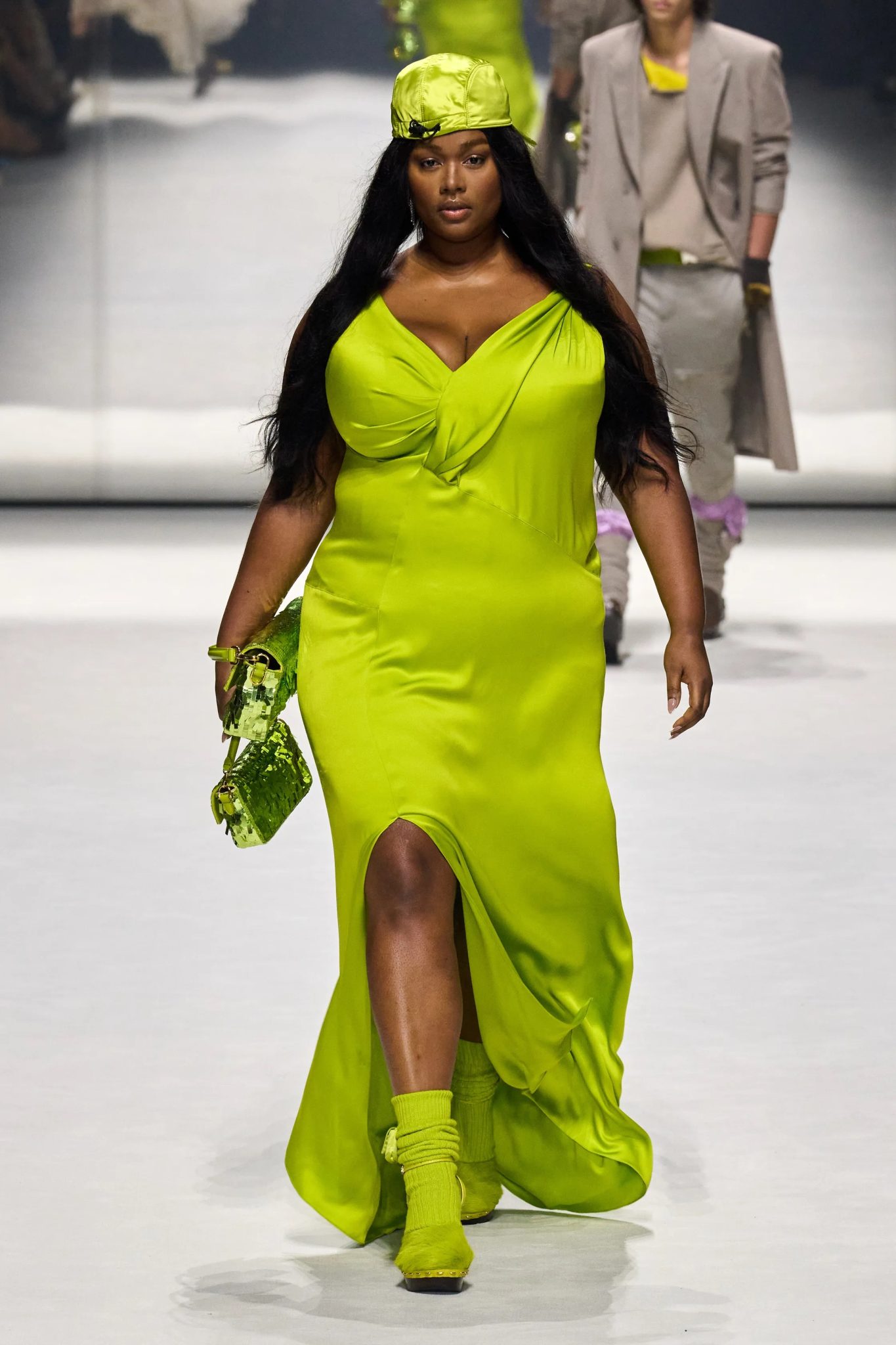 De 9 beste catwalkmomenten van Vogue-coverster Precious Lee