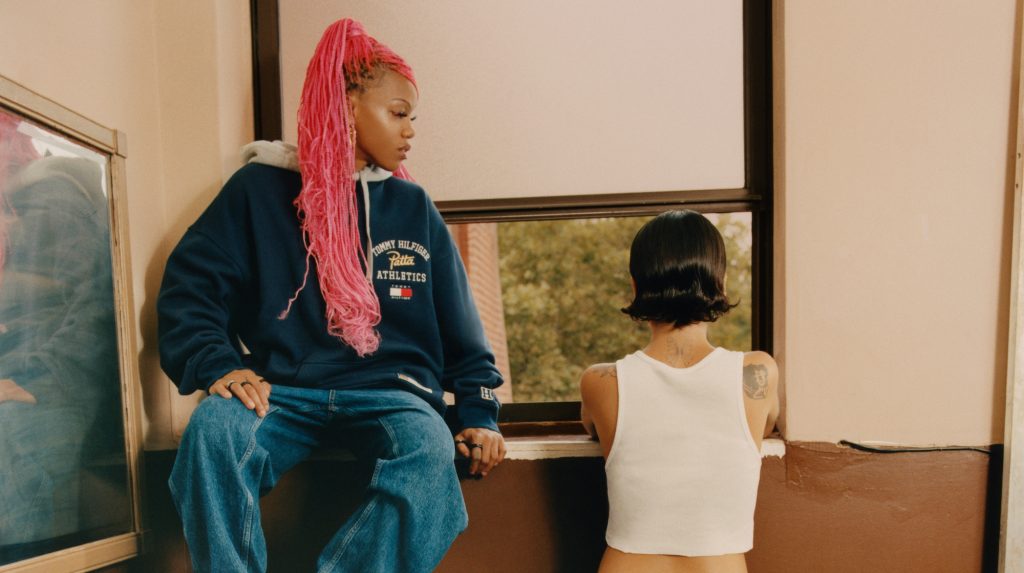 Patta x Tommy viert hiphopcultuur uit de jaren negentig