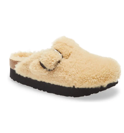 Birkenstock’s Boston Clogs zijn de nieuwe Uggs