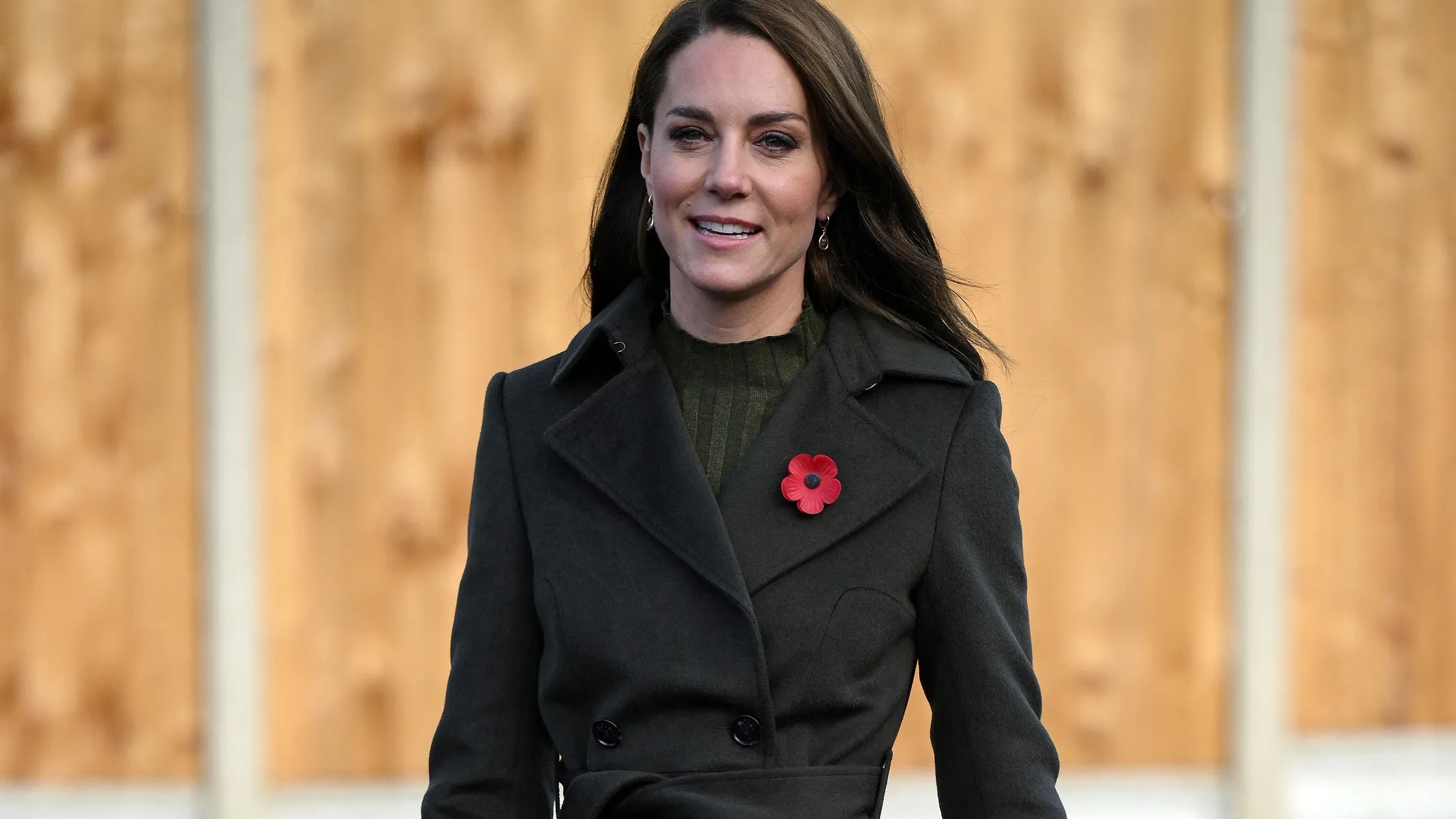 Kate Middleton draagt betaalbare stijlvolle Mango-jurk