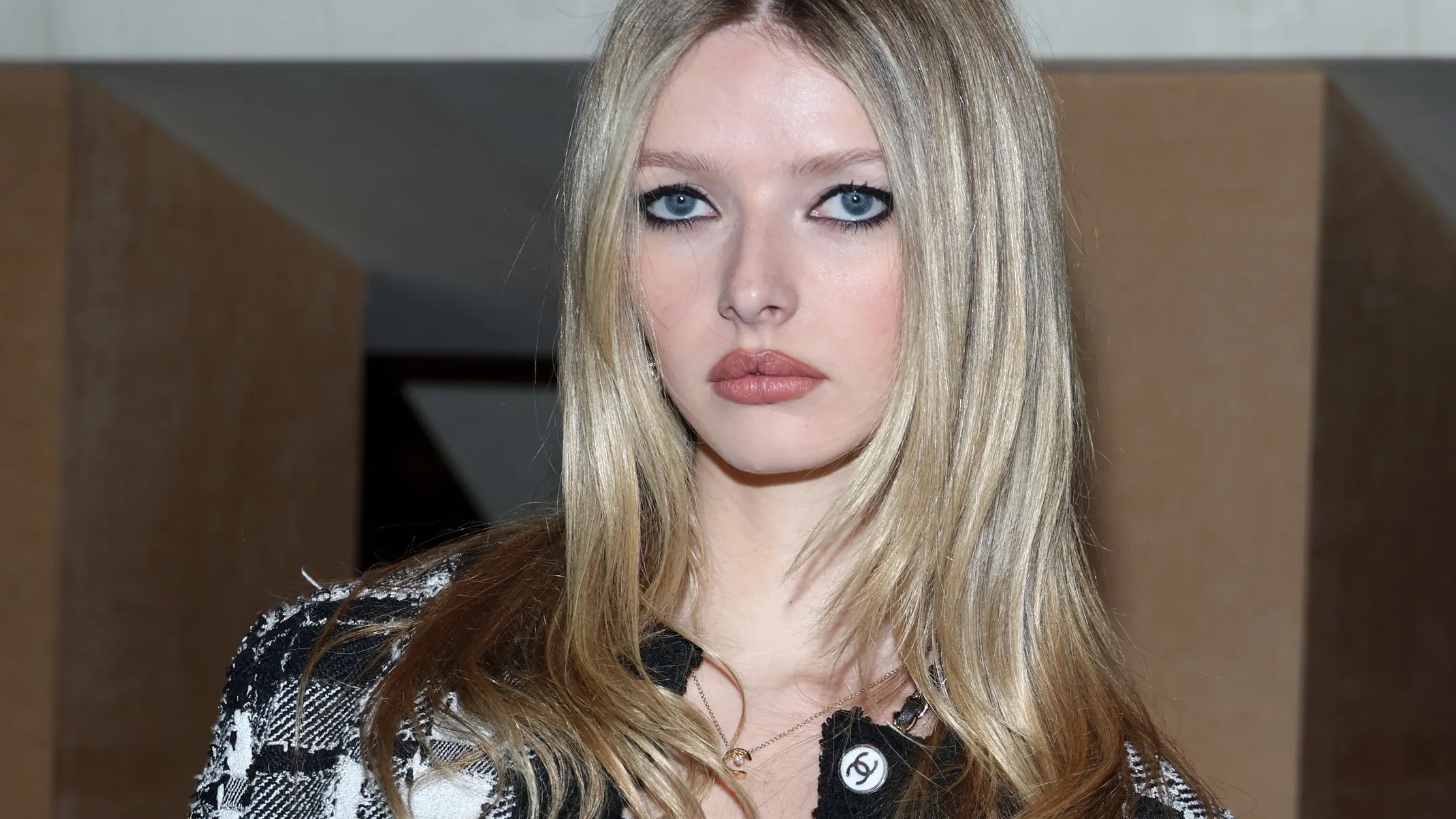 Apple Martin maakt Fashion Week-debuut bij Chanel