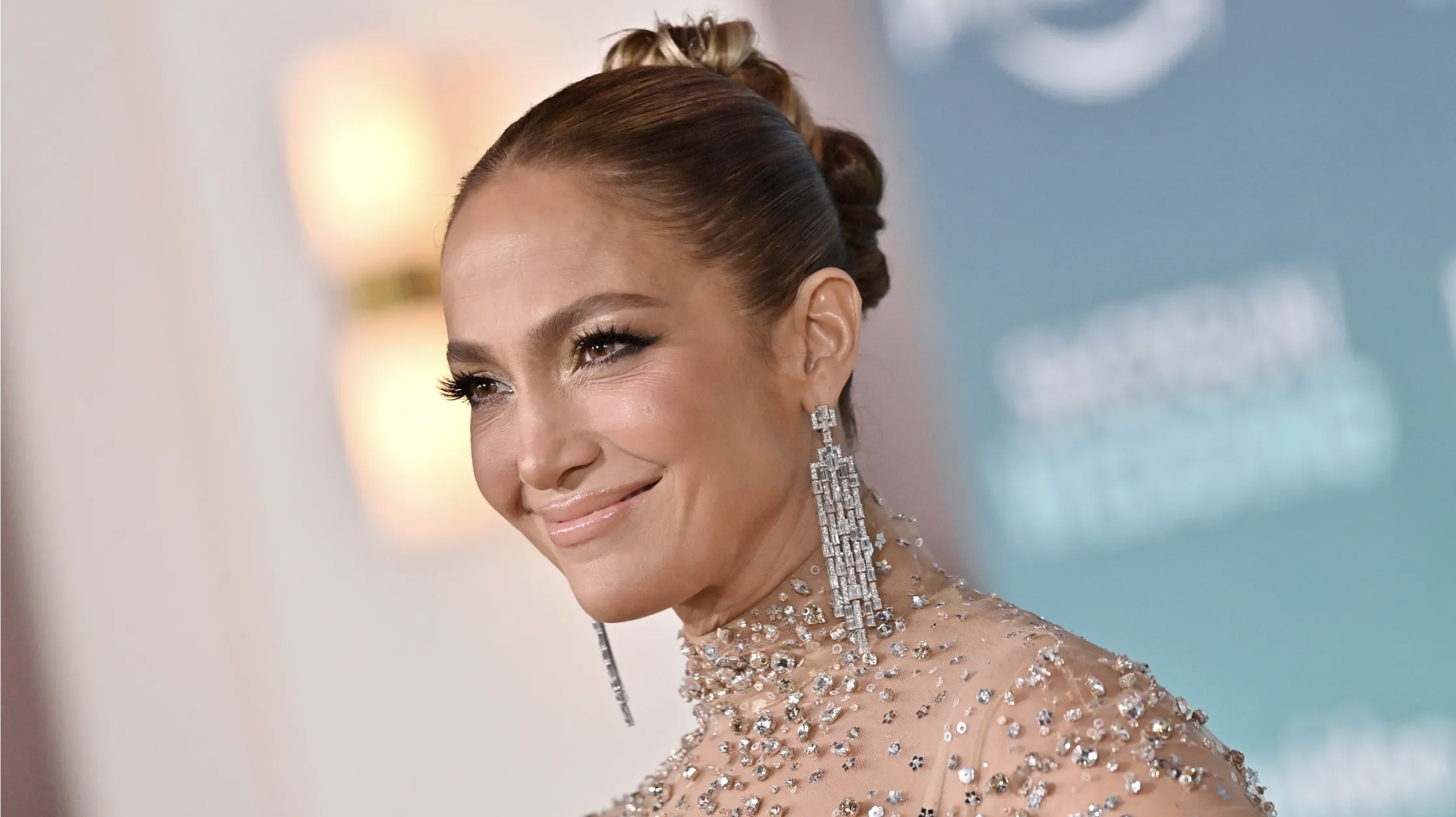 De 'lipglossnagels' van Jennifer Lopez wil je dit jaar proberen