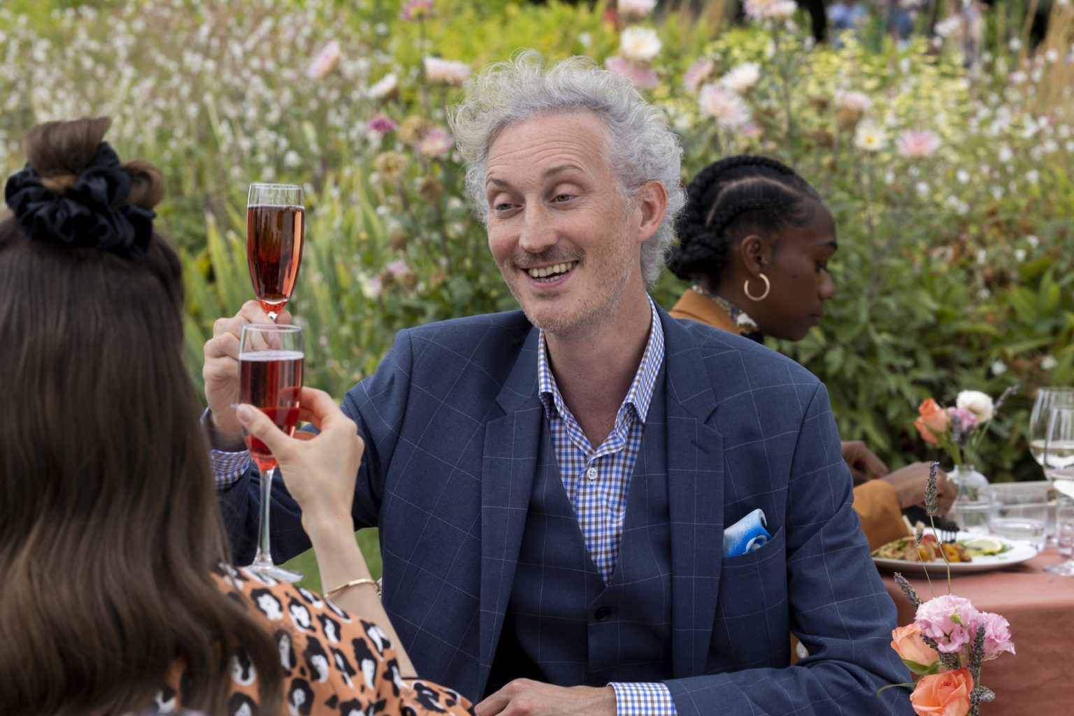 Kir Royale maken à la 'Emily in Paris'? Dit is het perfecte recept