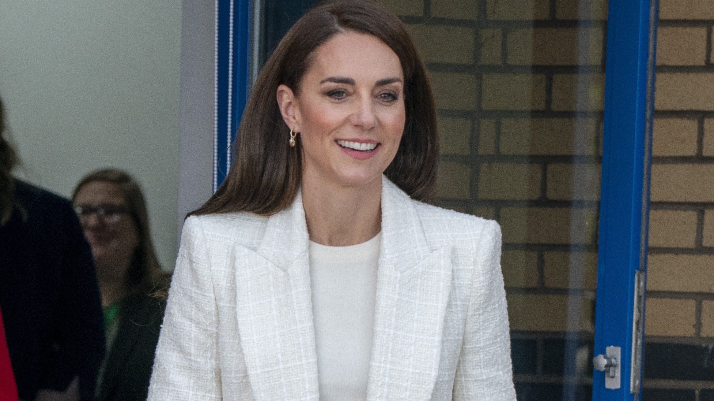 Kate Middleton draagt een betaalbare witte blazer van Zara