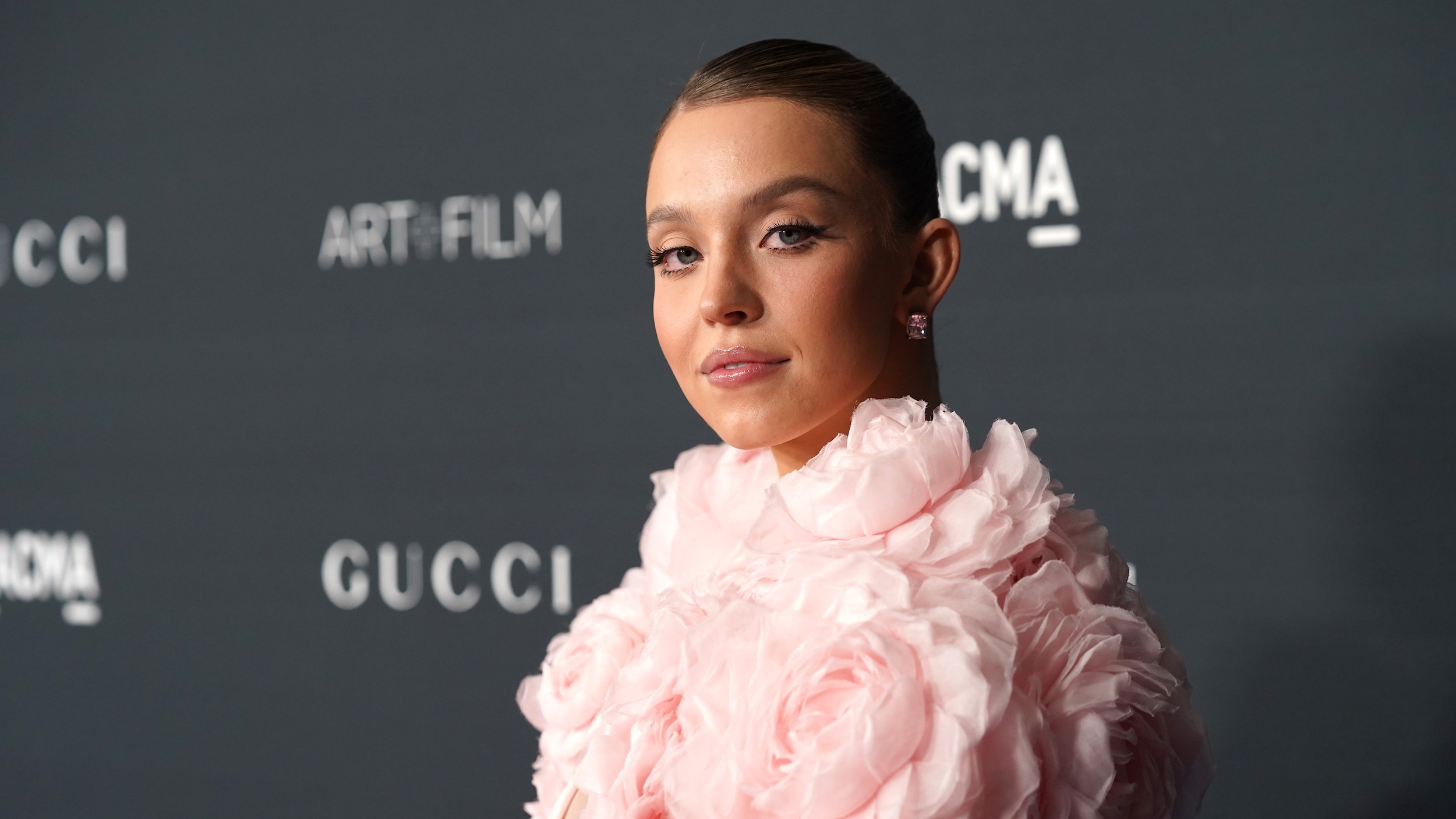 Sydney Sweeney heeft een nieuwe, toffeeblonde haarkleur