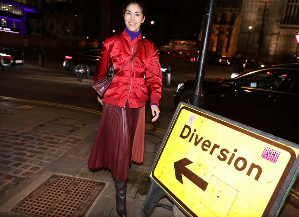 De midi-rok trend: 5 tips om deze nieuwe stijl te 'rocken'