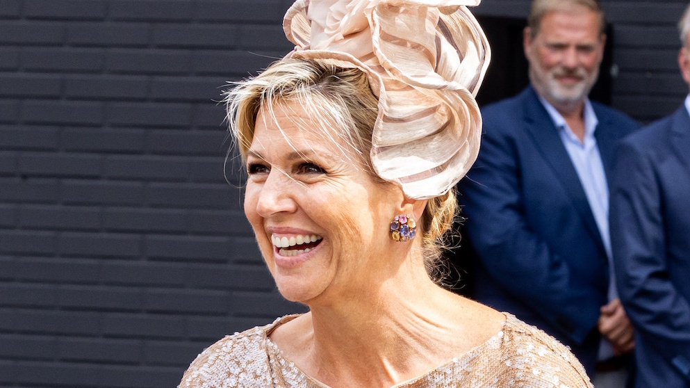 Máxima bewijst dat je een glitterlook prima overdag kunt dragen