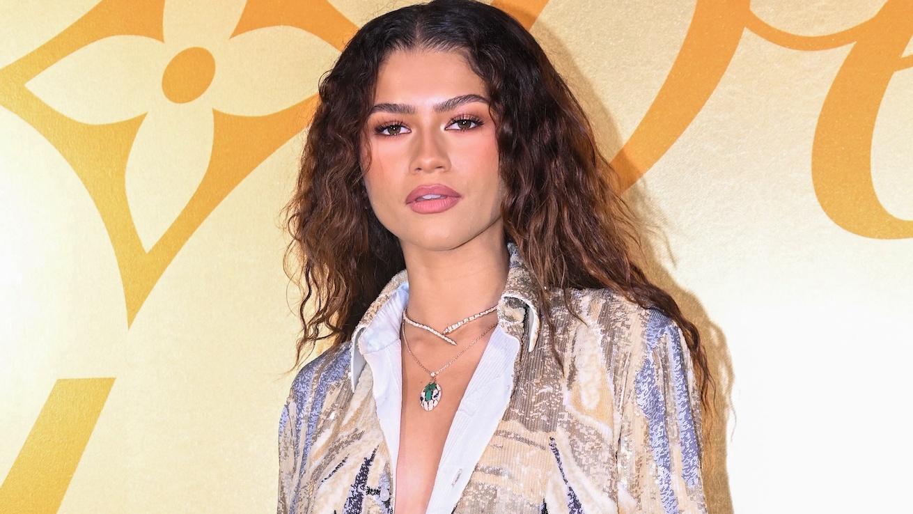 Zendaya schittert letterlijk tijdens de Louis Vuitton-show