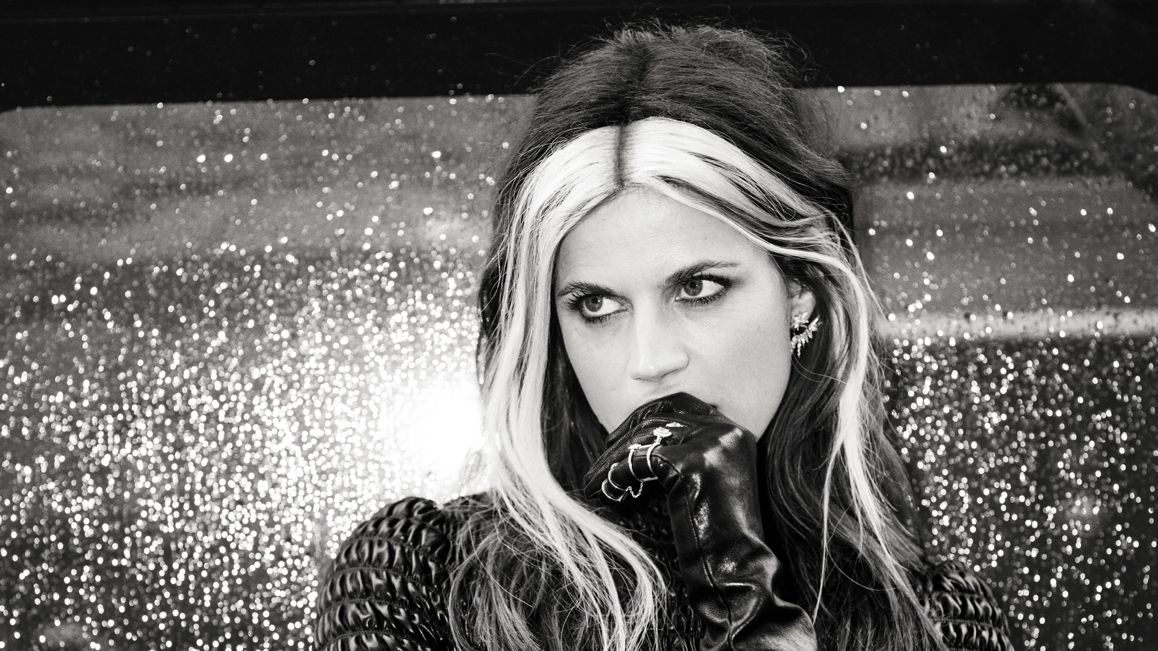 Elise Schaap stapt voor één keer in de schoenen van Vogue's Yeliz