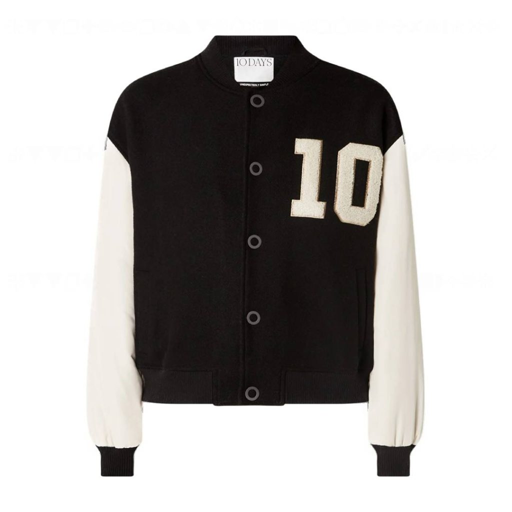 Meghan Markle's baseball jack is de perfecte back to school-look