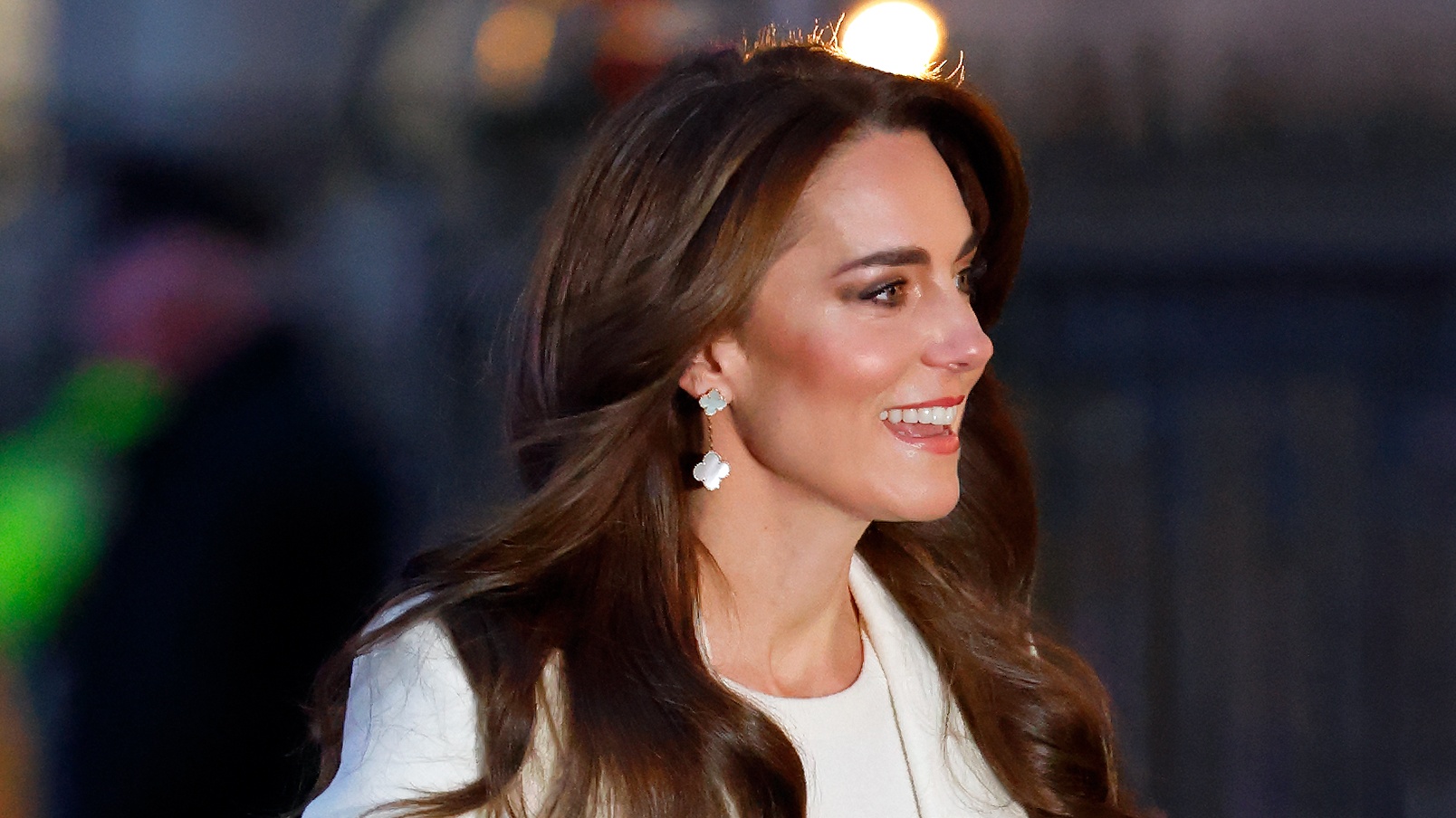 Kate Middleton verschijnt in witte 'winter whites'-look