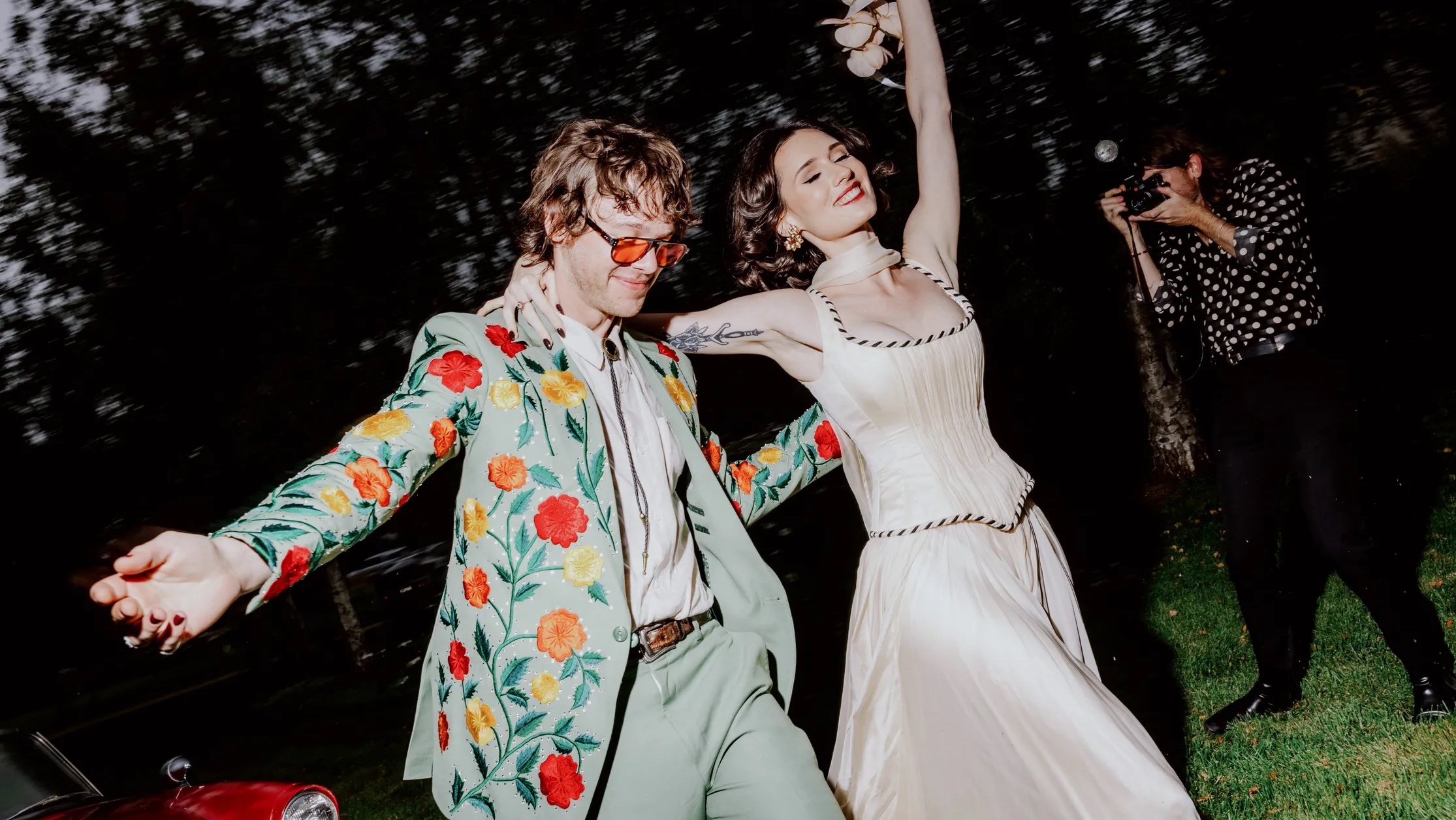 De bruiloft van creatief koppel Alex Pratt en Jamie Preisz in foto's