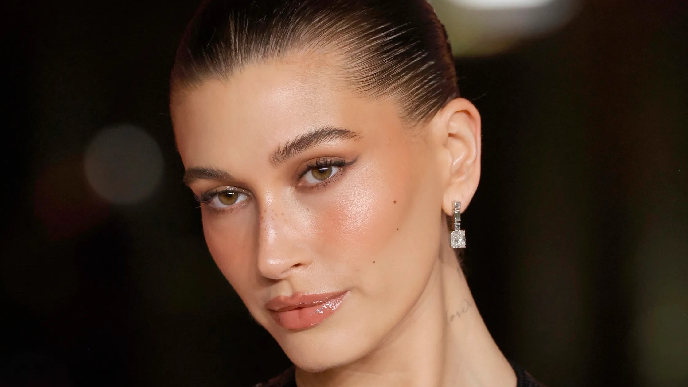 Kersenbloesemnagels: de manicure waar Hailey Bieber dol op is