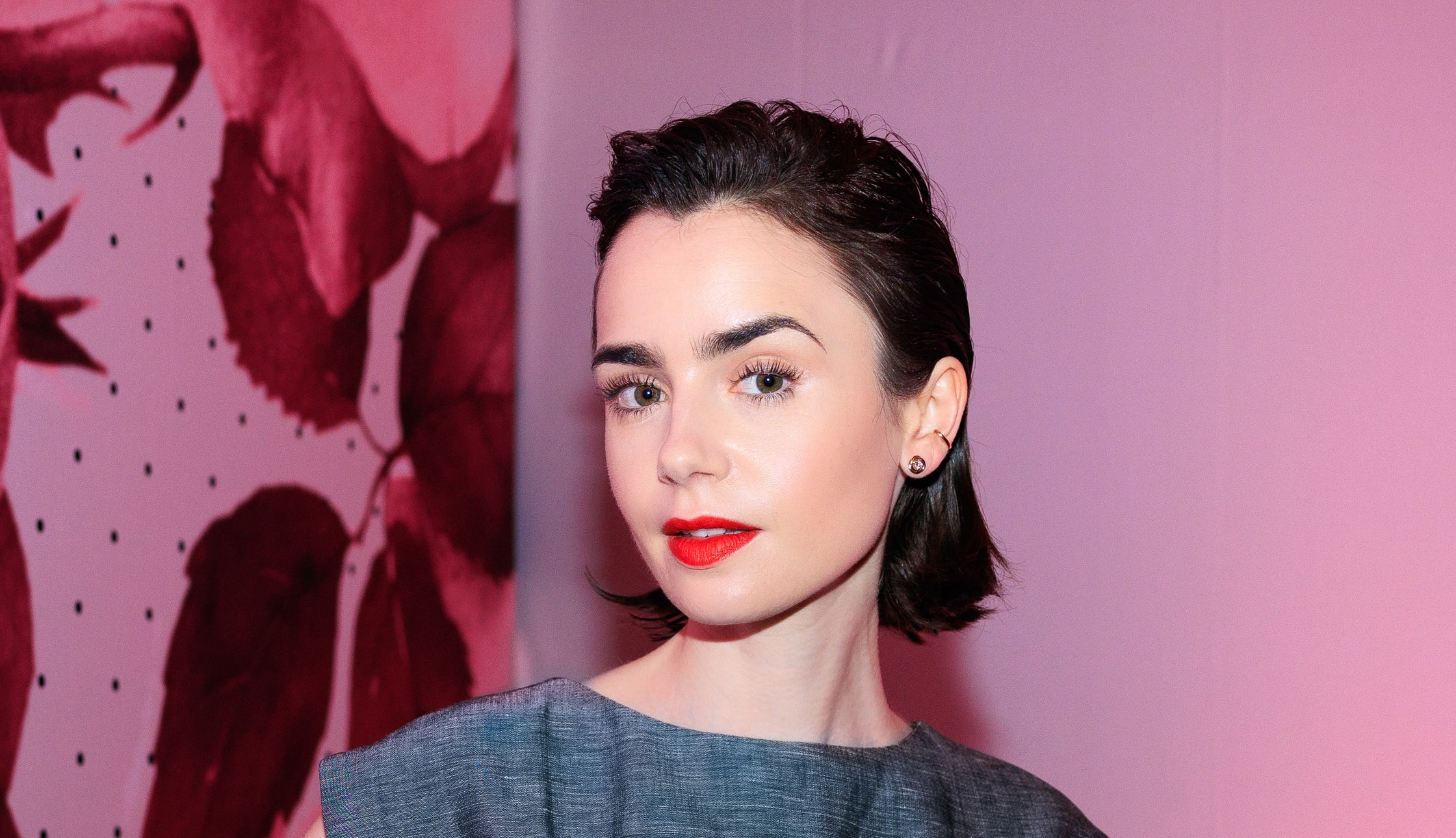 Vergeet Emily Cooper, dit is de stijl van Lily Collins