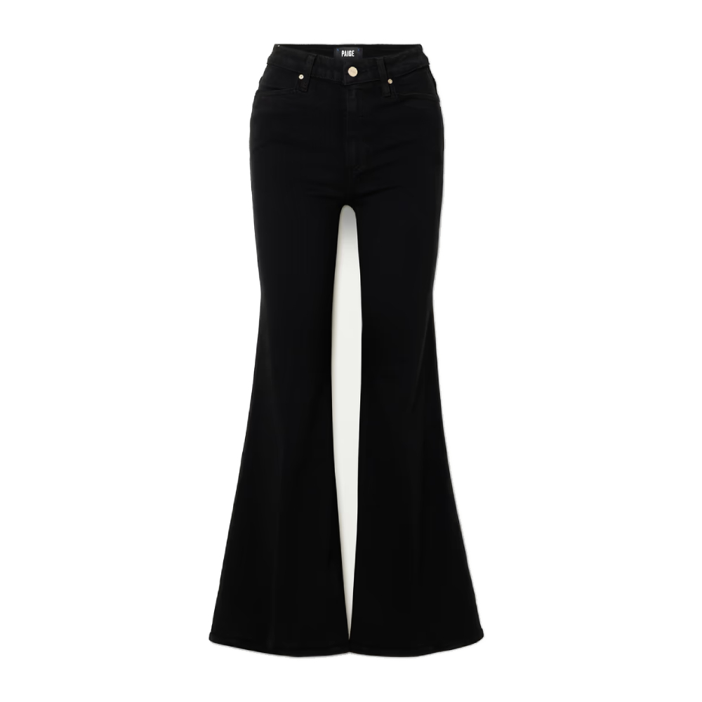 Waarom de flared jeans een vaste plek in je garderobe verdient