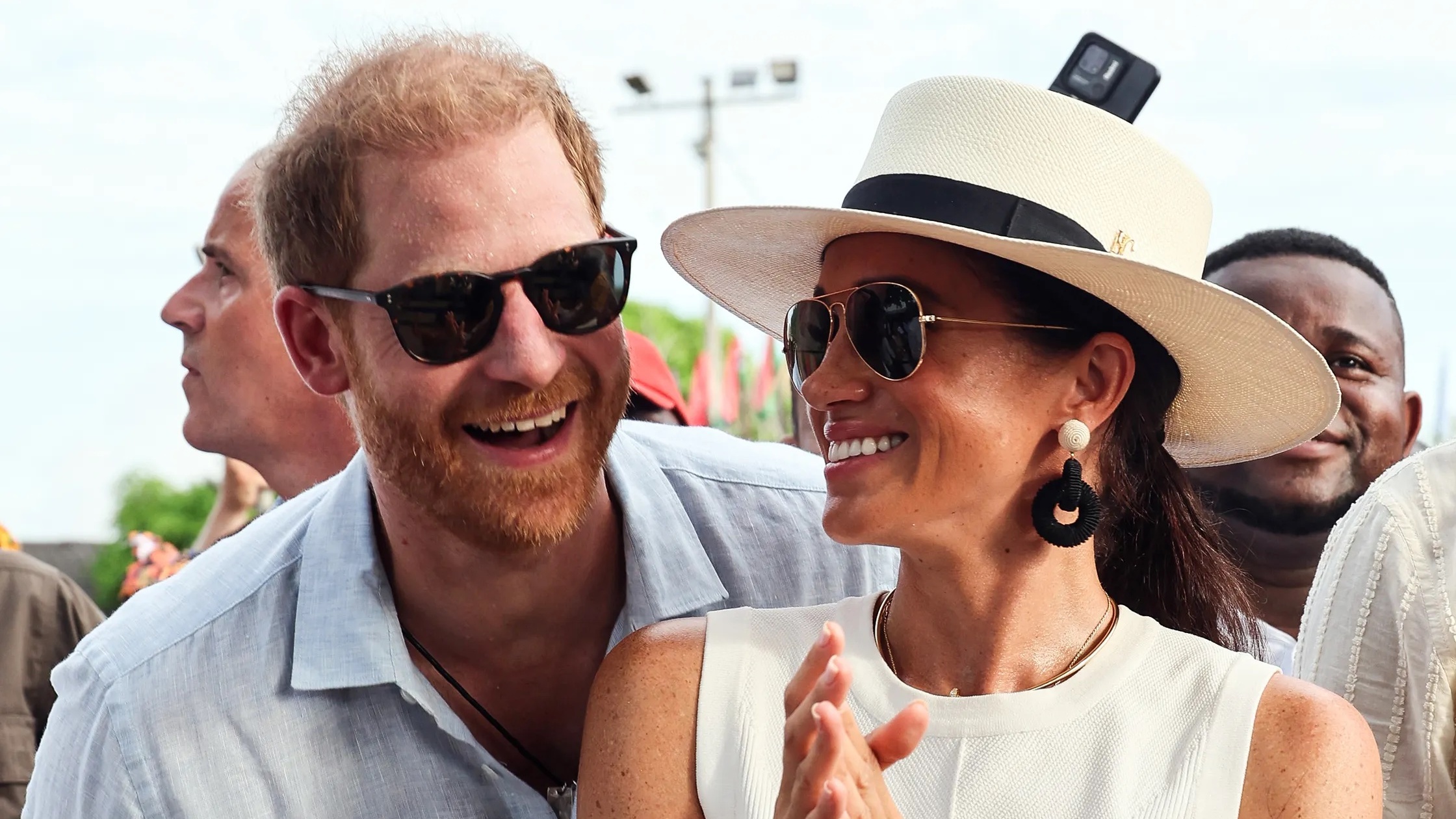 De nieuwe stijl van Meghan Markle wordt concreet in Colombia