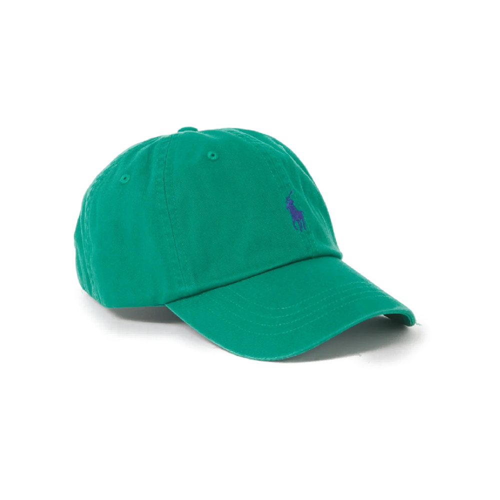 Mutsen, petten en bucket hats: zo kom je stijlvol de winter door