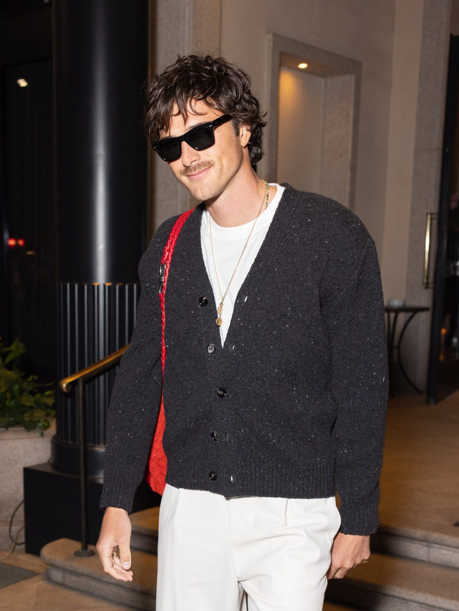 Het vest met knopen domineert deze winter de mode voor mannen