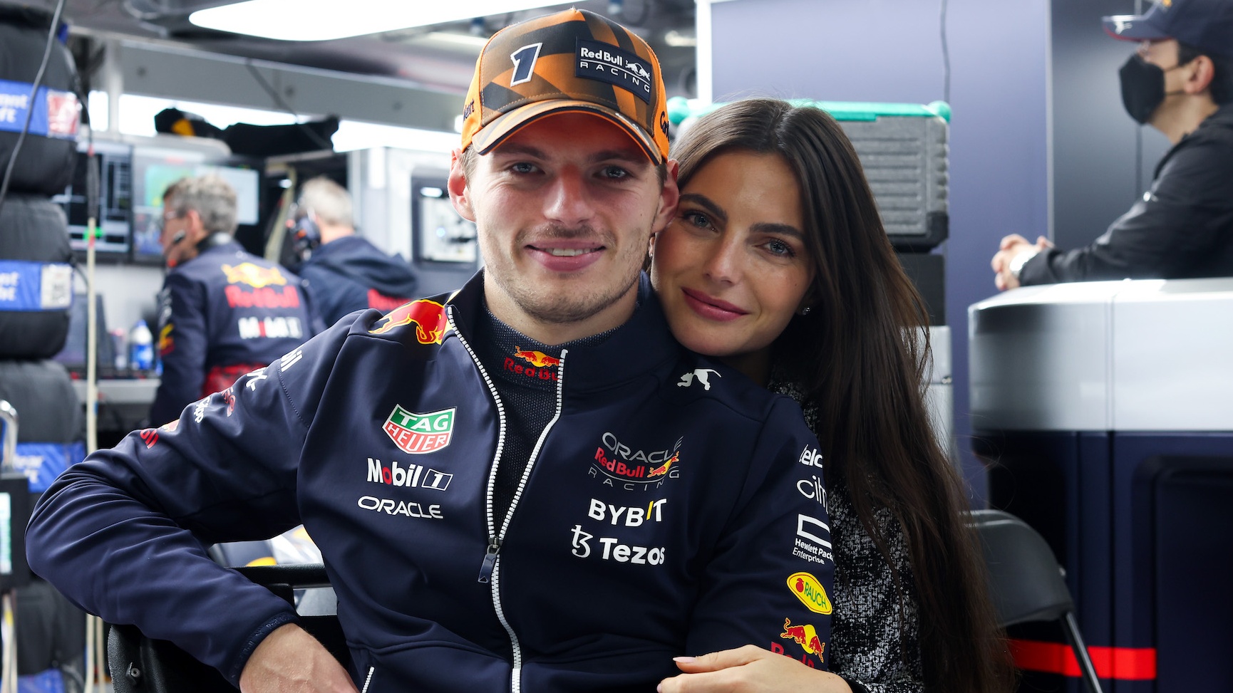 Max Verstappen en Kelly Piquet verwelkomen hun eerste baby