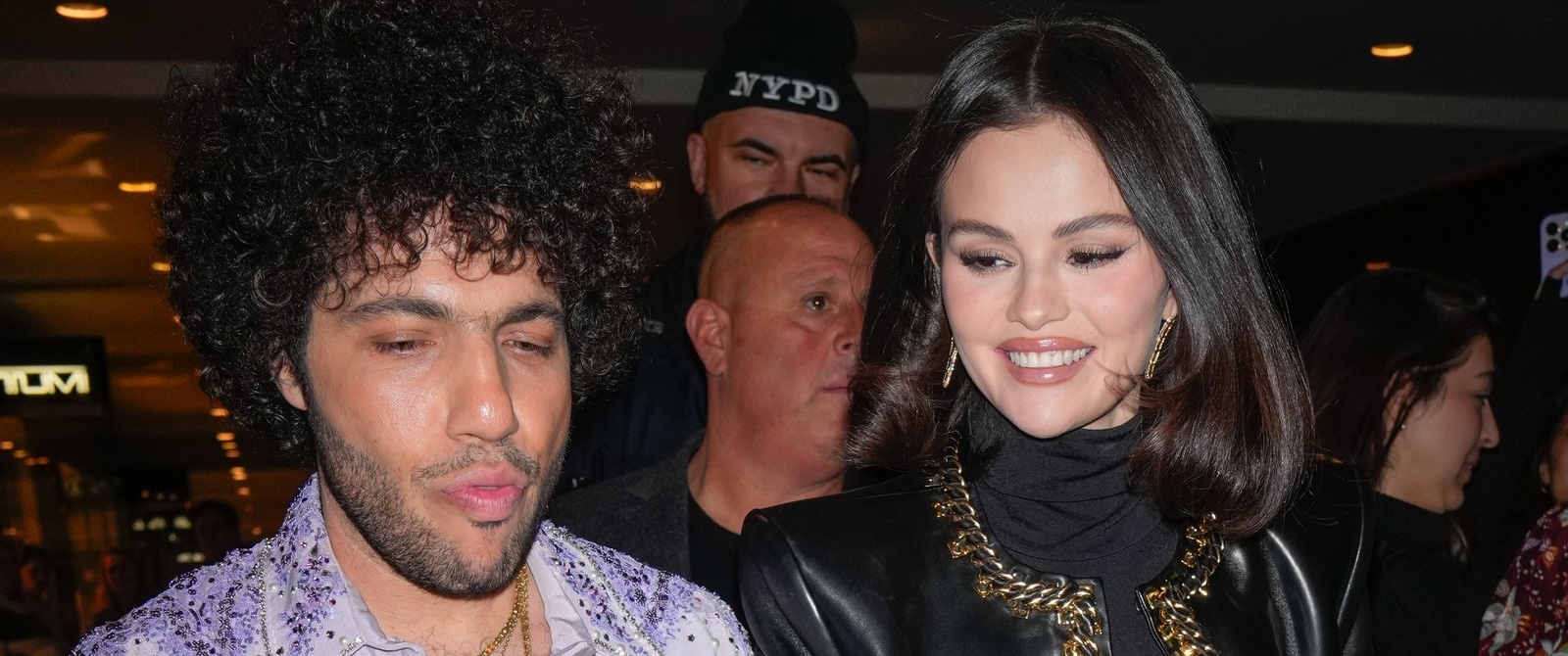 Selena Gomez draagt de legendarische Vampire-jurk van Mugler