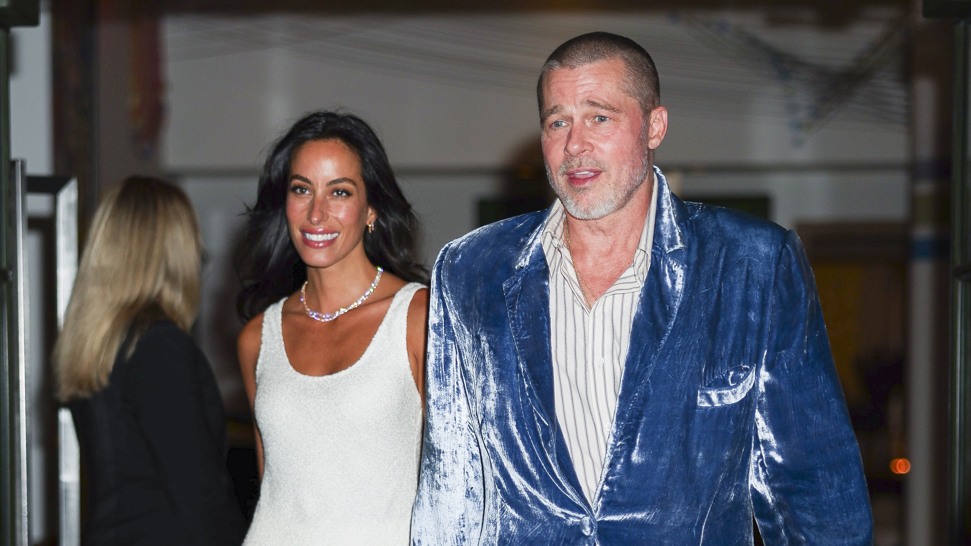 Brad Pitt in opmerkelijke look tijdens date met Ines de Ramon