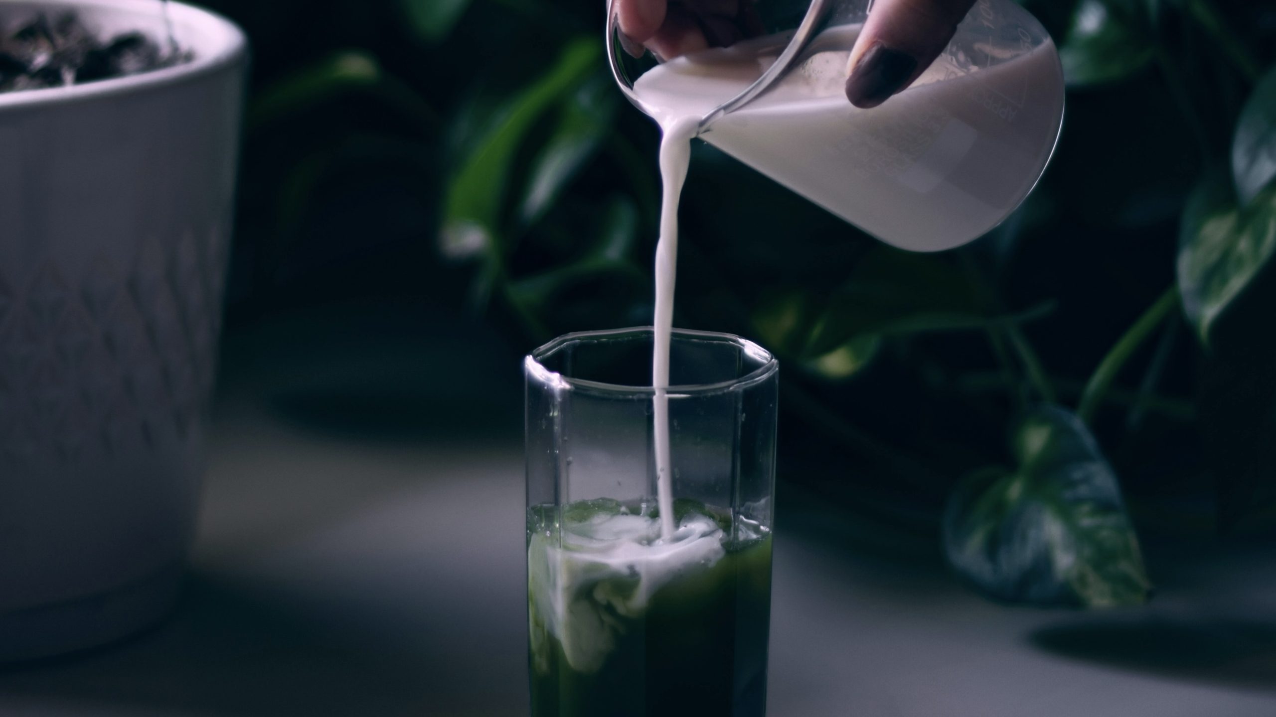 Dit zijn de mooiste glazen voor je iced matcha latte