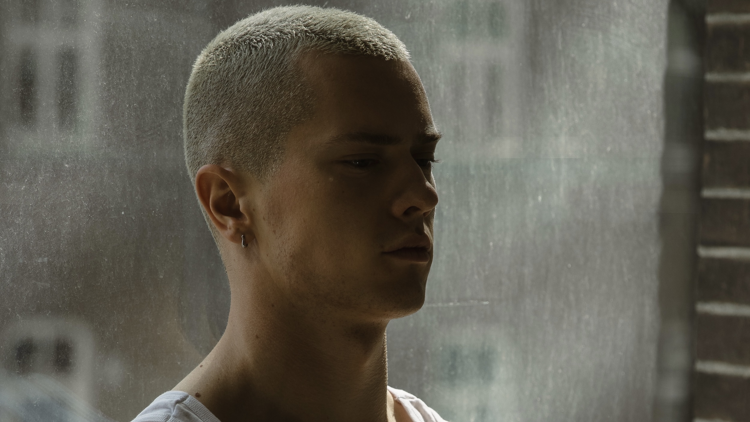 Stijn de Vries gaat zijn ambitie om acteur te worden naleven